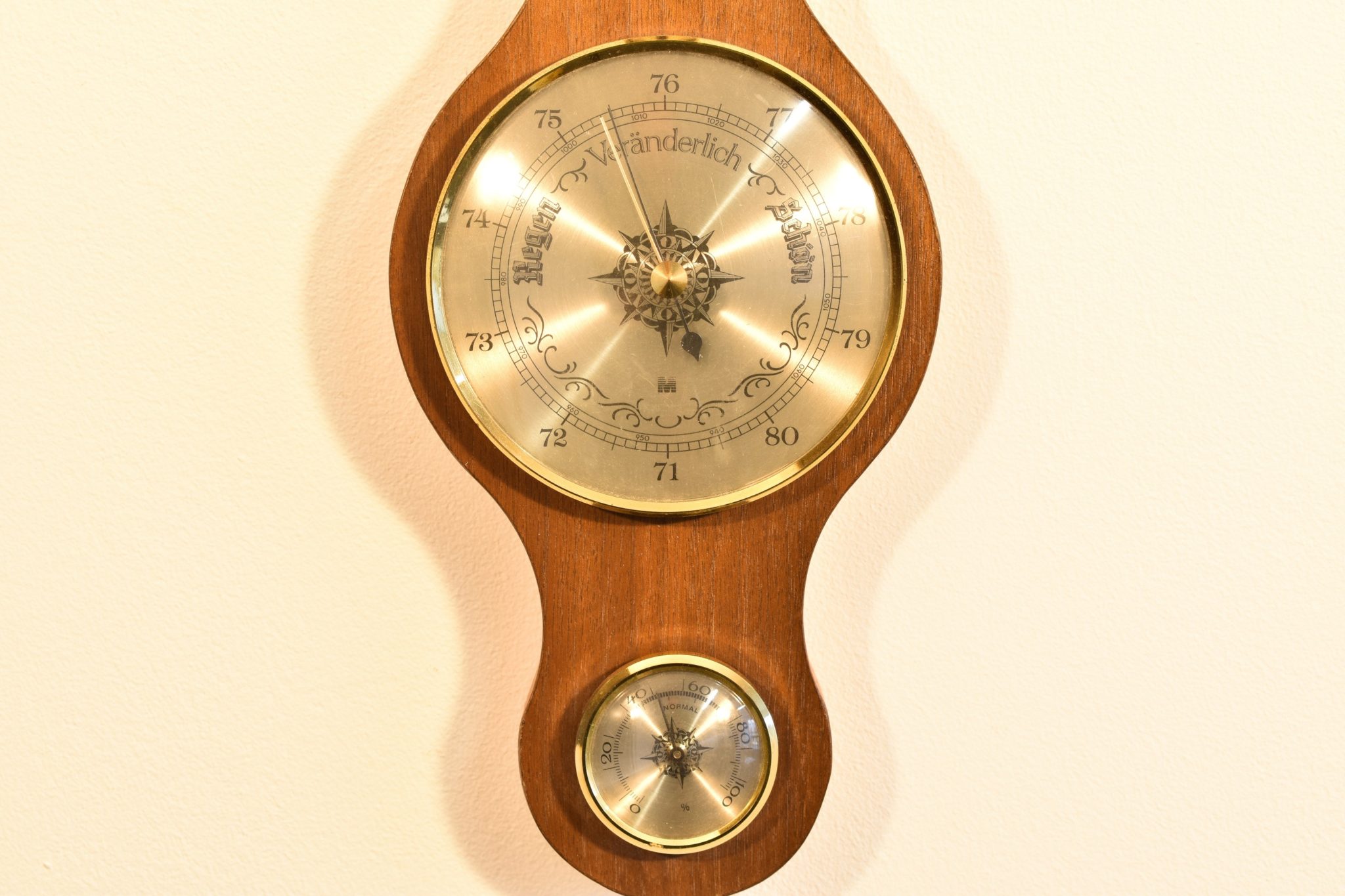 Barometru pe suport din lemn - Magazin antichitati Bucuresti online ...